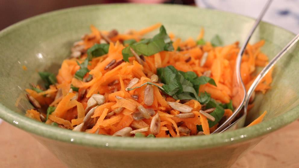 Pucks morotssallad | SVT recept