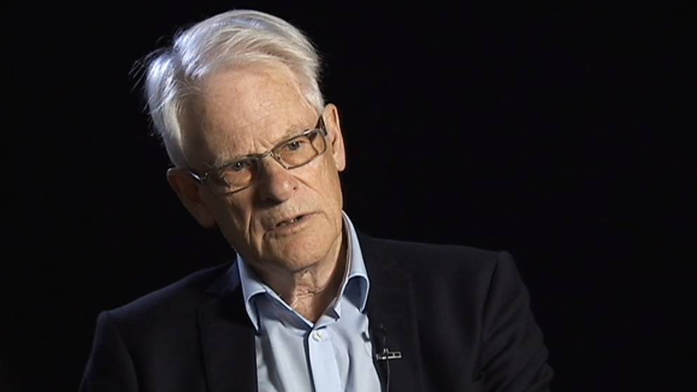 Ingvar Carlsson: Det var rätt att låta Estonia bli en gravplats | SVT ...