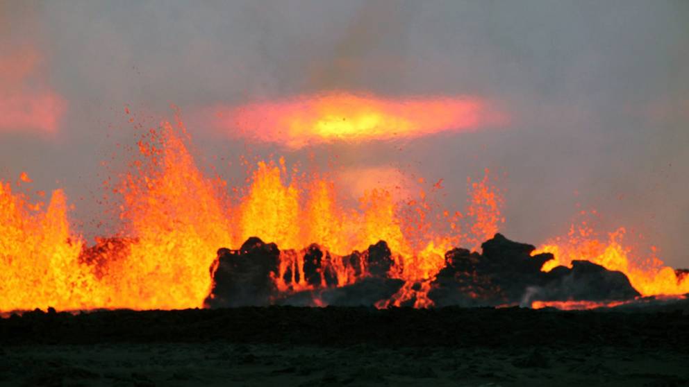 Halvårslångt vulkanutbrott kartlagt | SVT Nyheter
