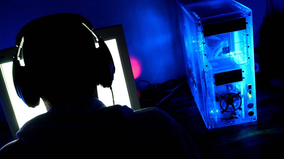 Dataspelsberoende och psykisk ohälsa går hand i hand | SVT Nyheter