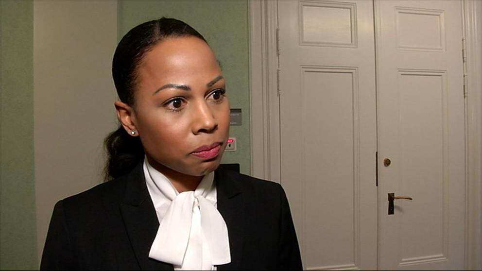 Alice Bah Kuhnke i blåsväder under sin tid som minister | SVT Nyheter