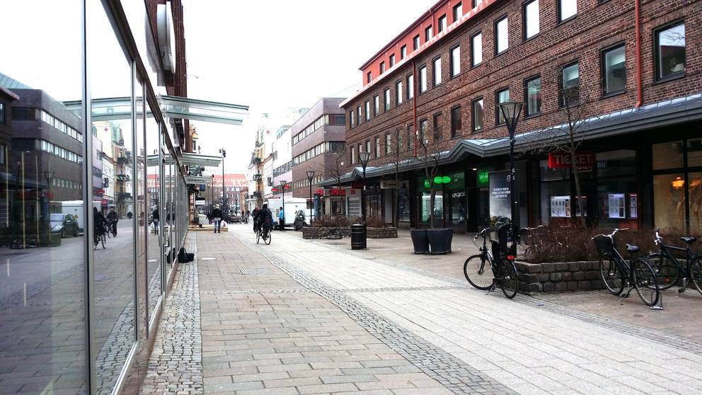 Längre öppettider i Halmstad | SVT Nyheter