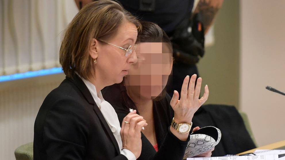 Försvarsadvokaten: Rena rama häxjakten | SVT Nyheter