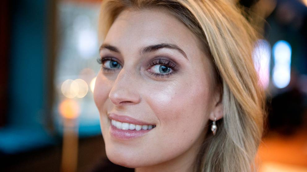 Cecilia Forss släpper barnbok | SVT Nyheter