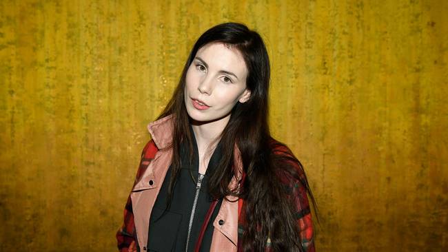 Pauline Skött från Vikarbyn är nominerad till P3 Guld | SVT Nyheter