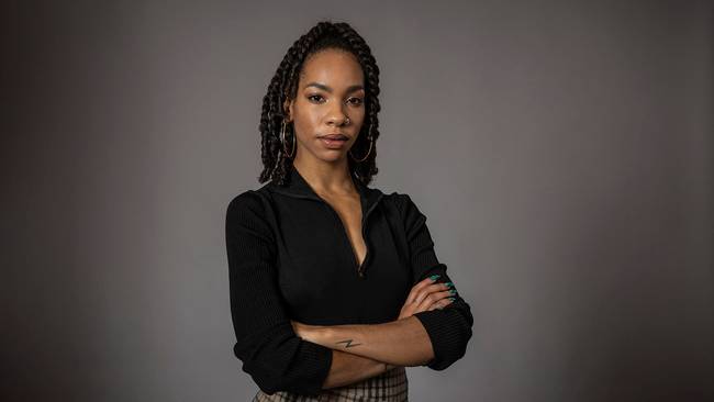 Artisten Janice är årets resande reporter i Musikhjälpen | SVT Nyheter