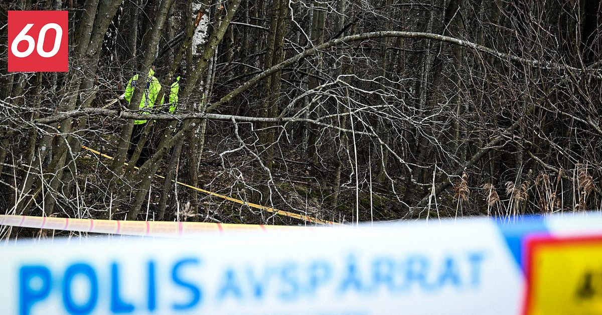 Sorgen Hos 17 åriga Flickans Familj Ett Halvår Efter Misstänkta