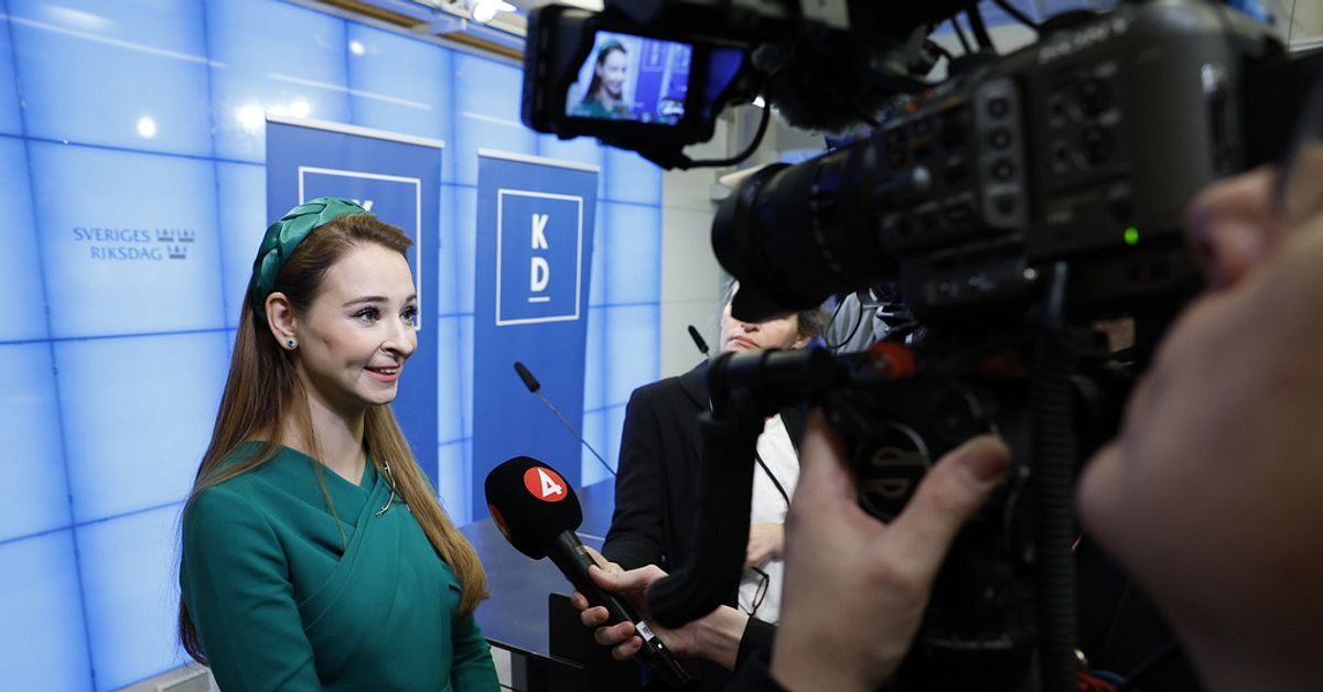 Sara Skyttedal petas från KD – Alice Teodorescu Måwe nytt toppnamn på EU-listan | SVT Nyheter