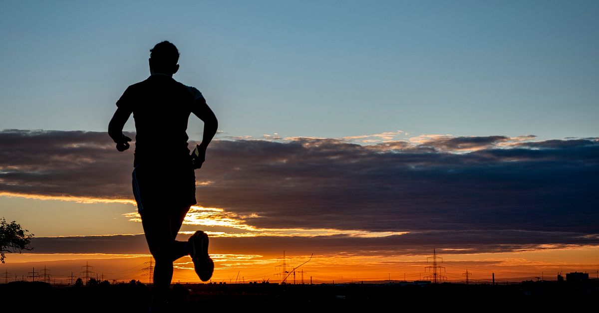 Motionera regelbundet för bra sömn | SVT Nyheter