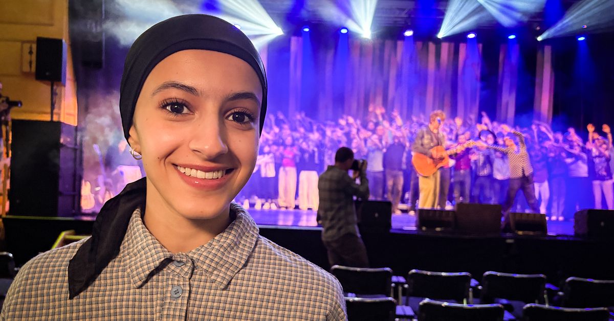 Mello-Amena om att sjunga med The Rockin Pots: ”Har längtat” | SVT Nyheter