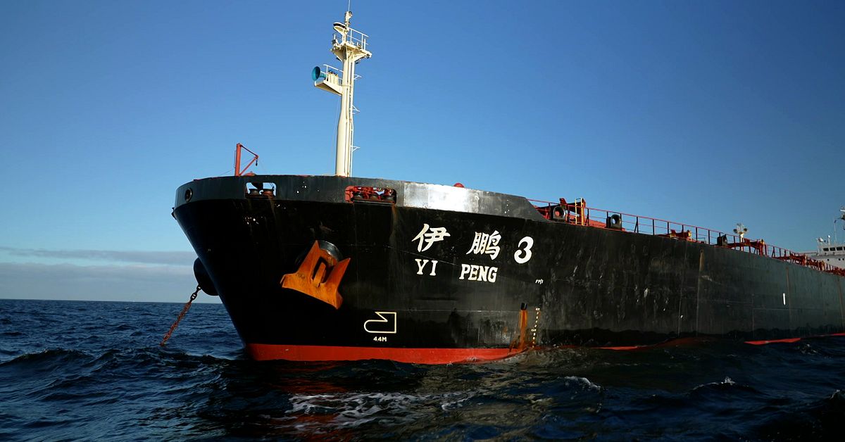 Kustbevakningen har lämnat Yi Peng 3 | SVT Nyheter