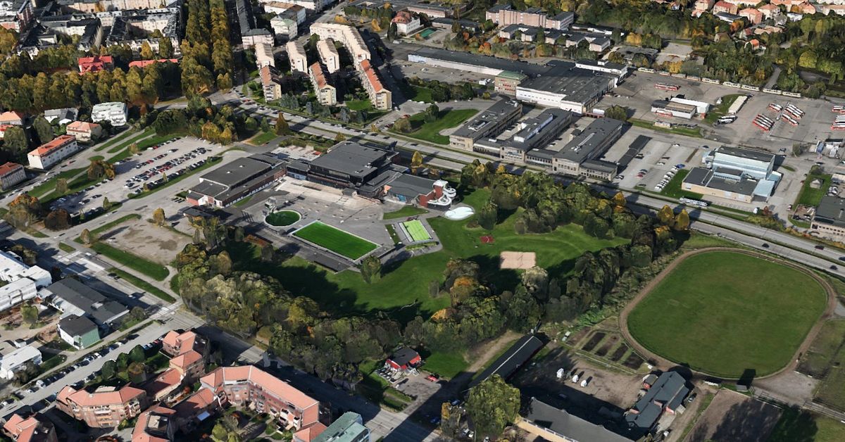 Treåring dog på Centralbadet i Norrköping – nu åtalas mamman | SVT Nyheter Treåring dog på Centralbadet i Norrköping – nu åtalas mamman | SVT Nyheter