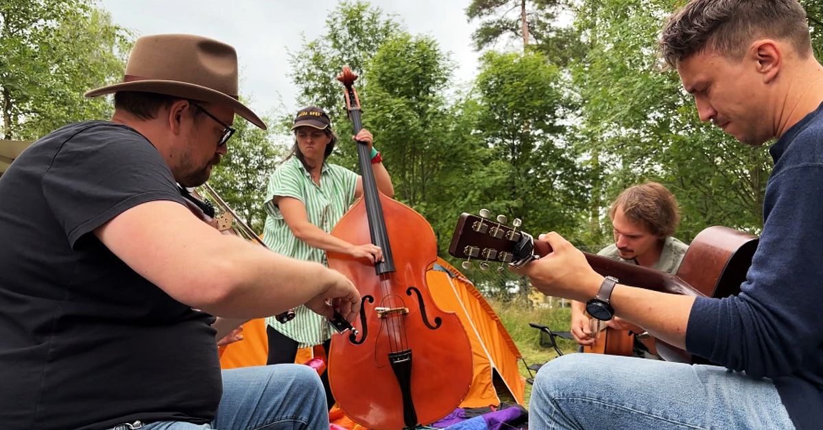 Banjofeber i Ätran när Nääsville Bluegrass Festival intog festplatsen ...