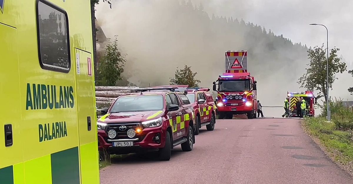 Kraftig villabrand i Sälen – stor insats | SVT Nyheter