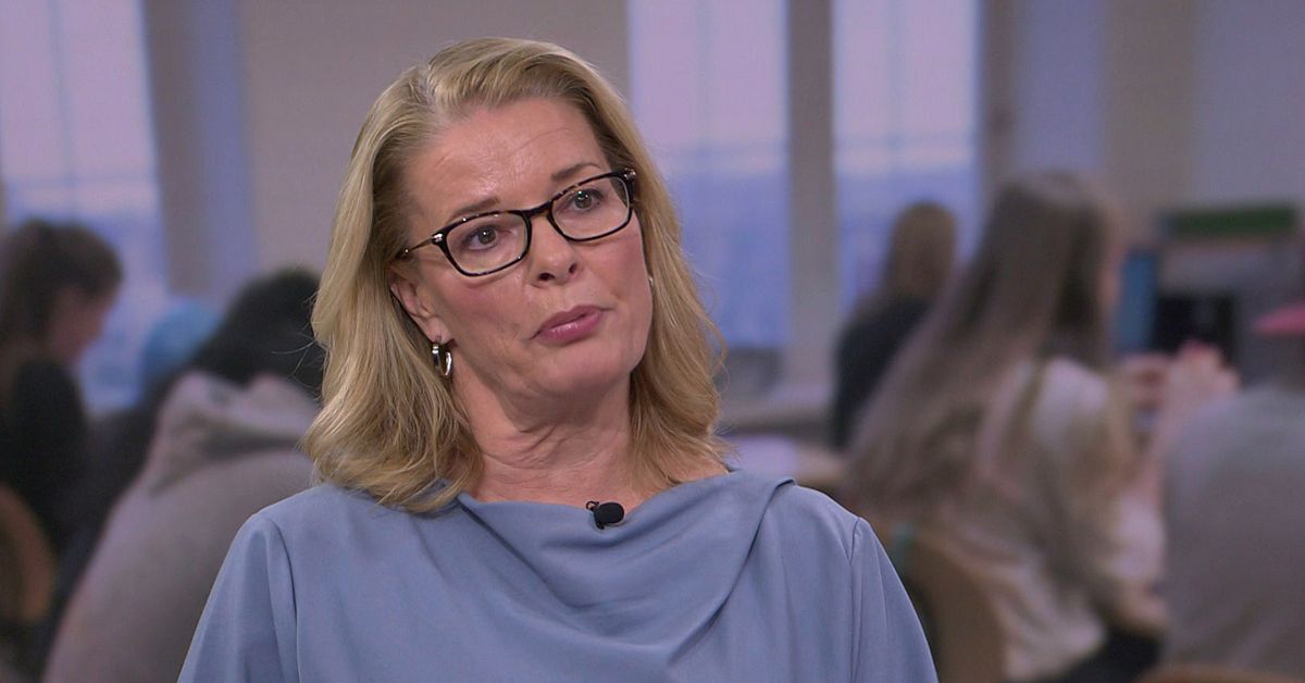 Skolministern: Mobbning i skolan ska polisanmälas | SVT Nyheter