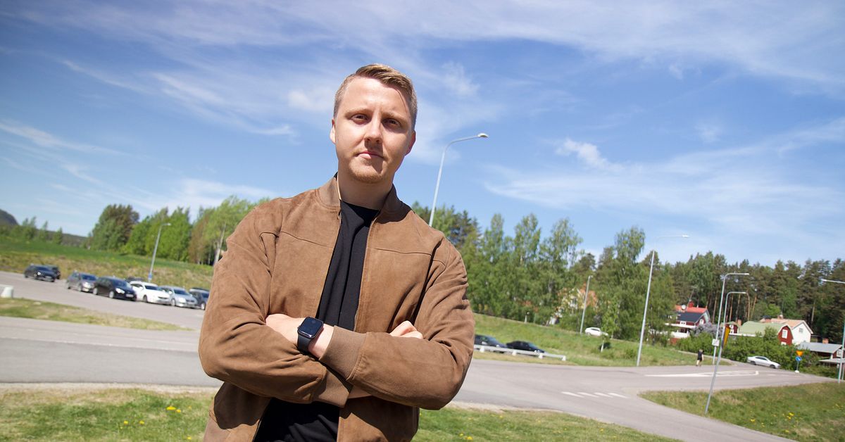 Hannes Snabb (L) kritisk till lustgasförbudet i Bollnäs | SVT Nyheter