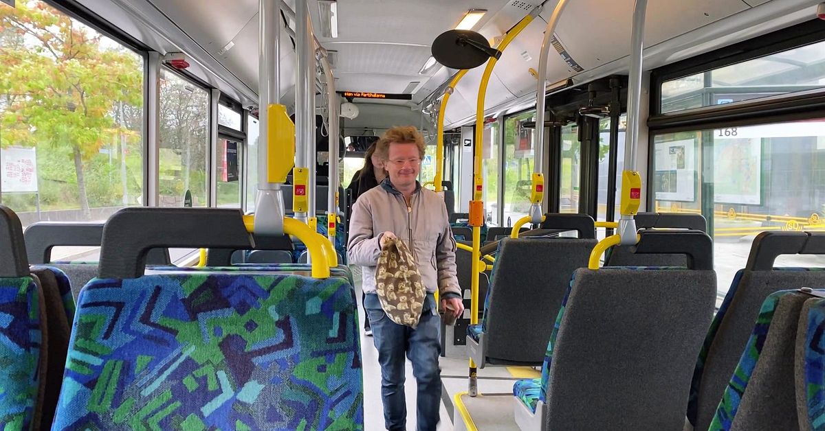 18 busslinjer i Stockholms län dras in – resenären: ”Ett förfärligt ...