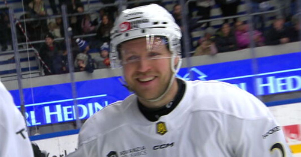 Ishockey: Christopher Bengtsson spräckte målnollan efter 18 matcher | SVT Sport