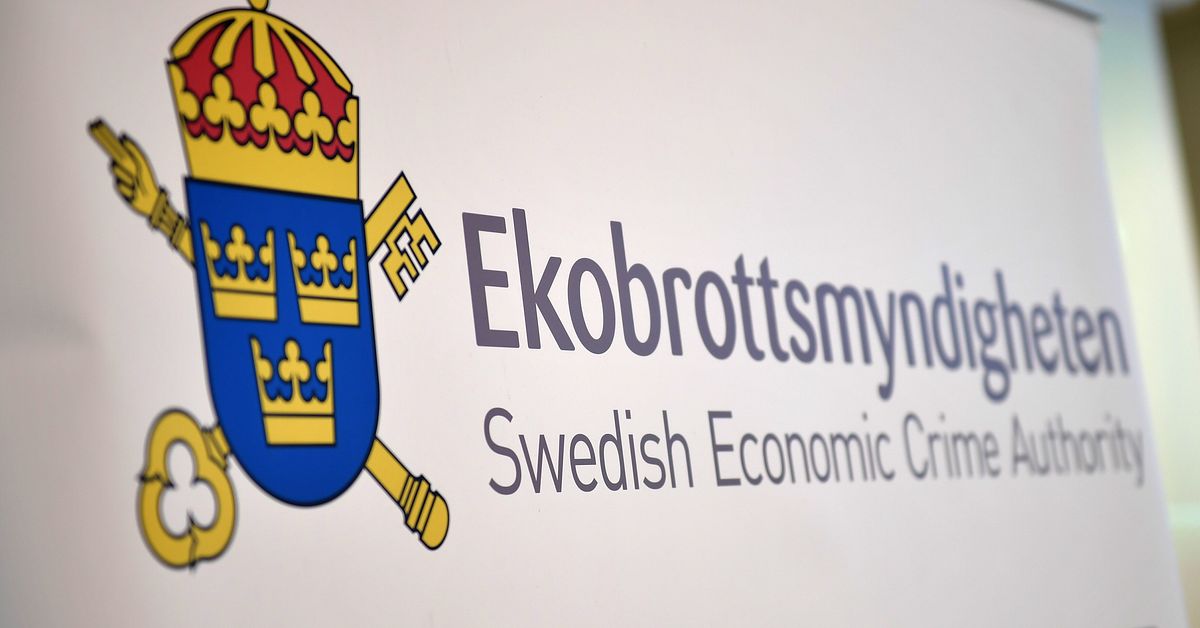 Tillslag mot börsnoterat bolag | SVT Nyheter