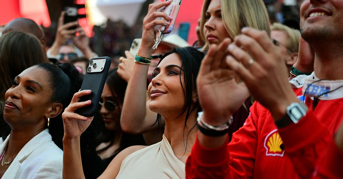 Motorsport: Kim Kardashian stöttade Lewis Hamilton till Monacos F1-pall ...