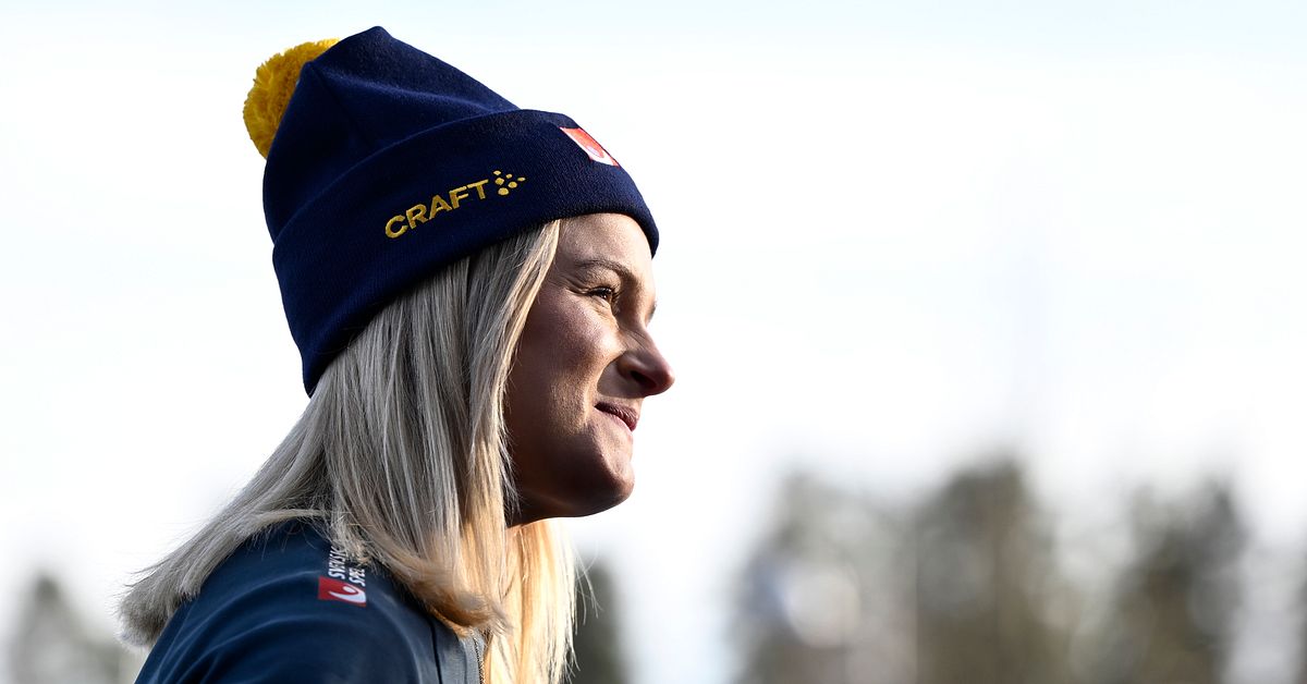 Längdskidor: Frida Karlsson skadad – missar läger och tävling | SVT Sport