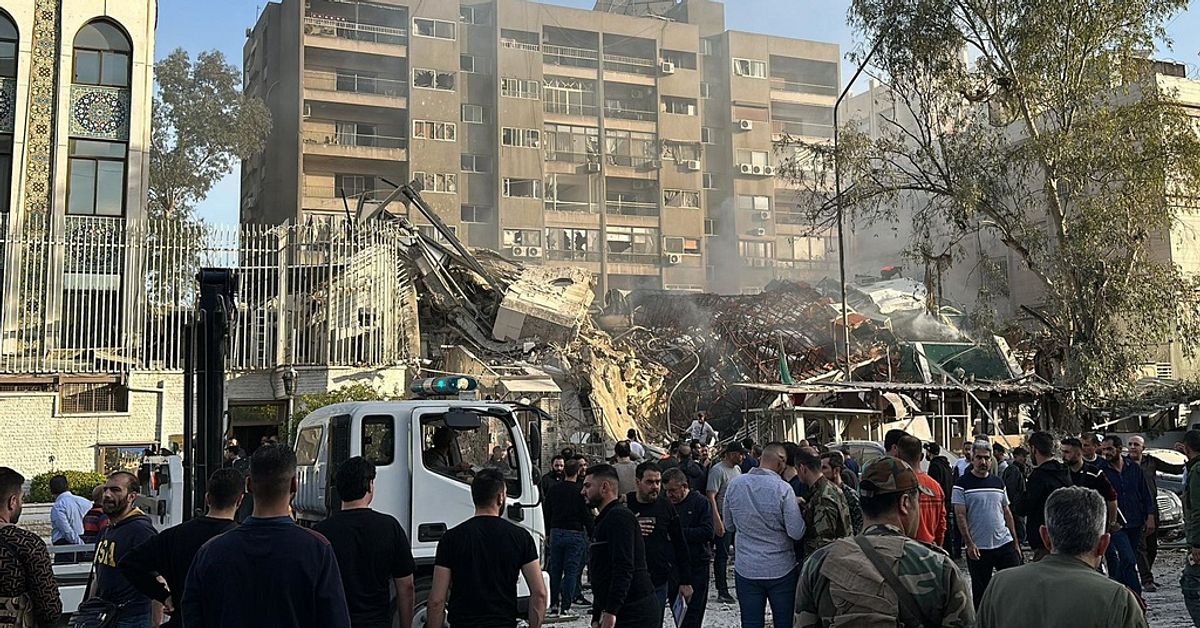 Israelisk attack mot Irans konsulat i Damaskus | SVT Nyheter