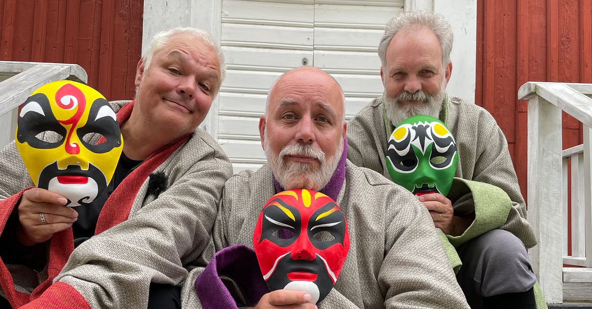 Populär teatergrupp gör comeback på Karlskronascenen | SVT Nyheter