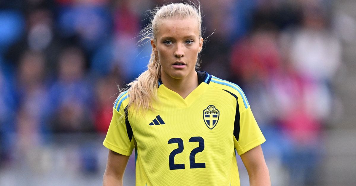 Borde Smilla Holmberg få starta i Sveriges EM-premiär? | SVT Nyheter