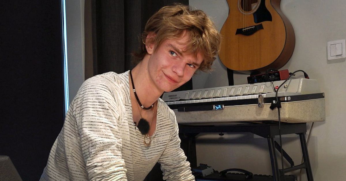 Sam, 14, samlar på retroteknik: ”Imperfektionerna är najs” | SVT Nyheter