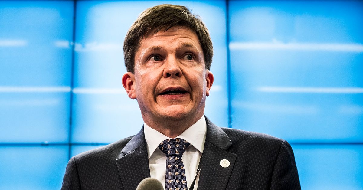Banan träffade Andreas Norlén – nu väcks åtal mot 16-åring | SVT Nyheter