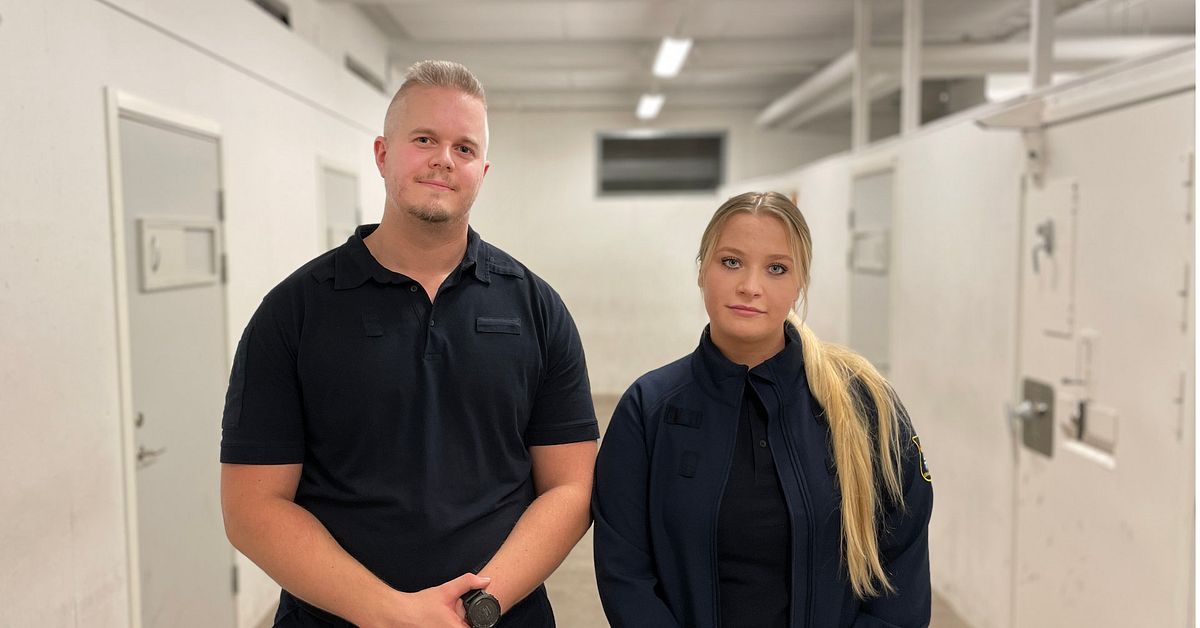 Därför jobbar Johan och Wilma som kriminalvårdare | SVT Nyheter