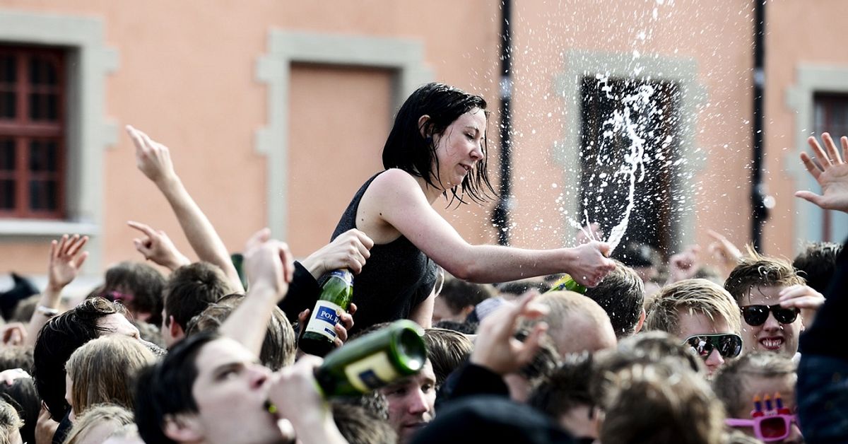 Varför firar vi valborg? | SVT Nyheter