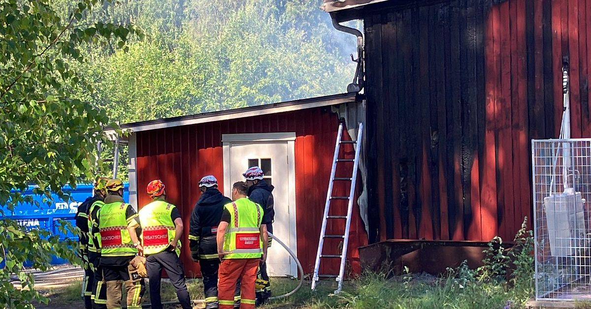 Brand i industrilokal i Burträsk: ”Alla hann utrymma” | SVT Nyheter
