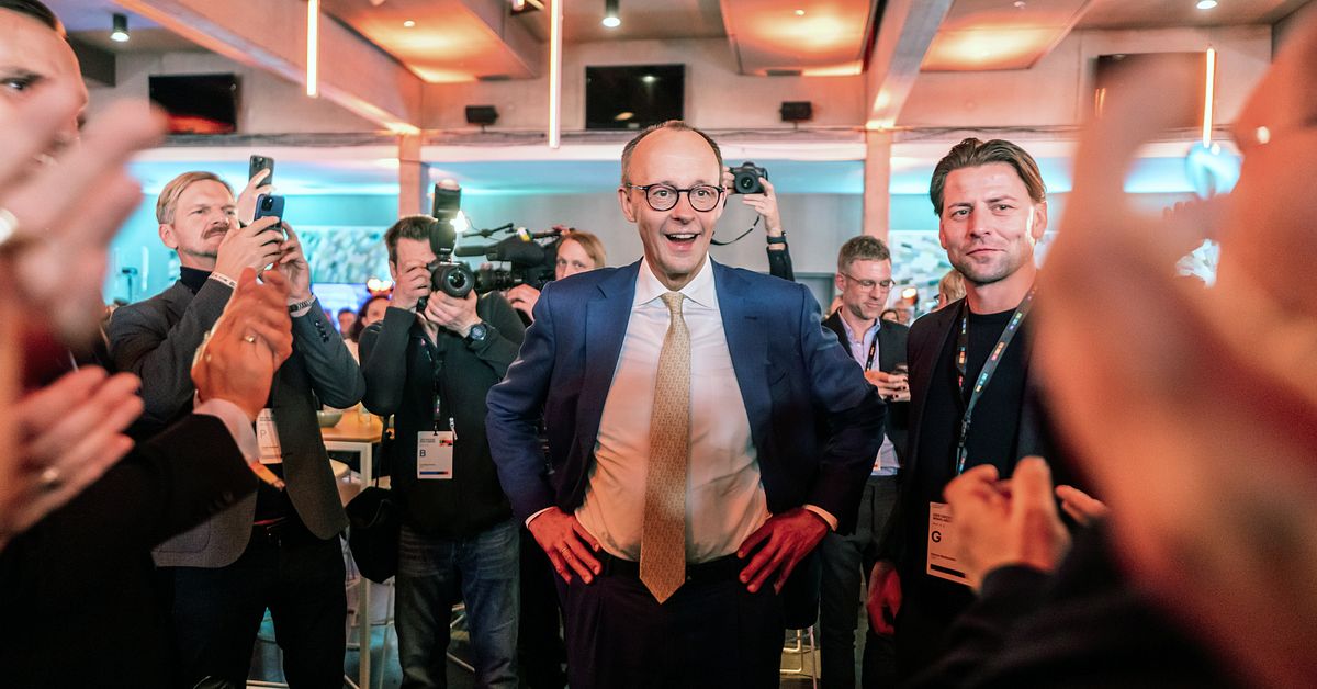 Högerextrema AfD på väg mot rekordresultat – Nyval i Tyskland 2025 ...