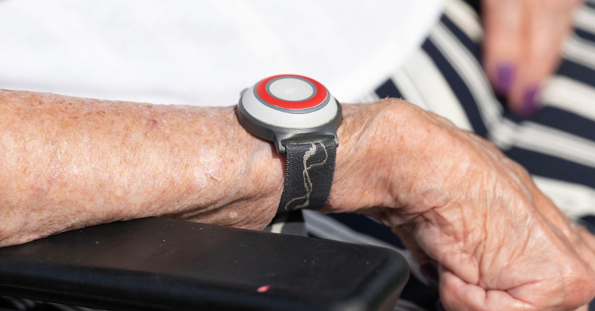 Personal lagade frukost istället för att ta larm – brukare inom ...