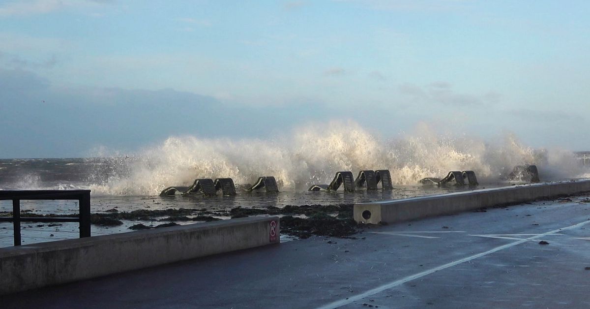 Stormen Pia: Högst vattennivå i nordvästra Skåne | SVT Nyheter