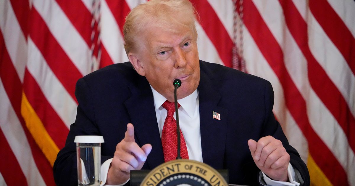 Trumps hot: Tullar för länder som går emot planen för Grönland | SVT ...