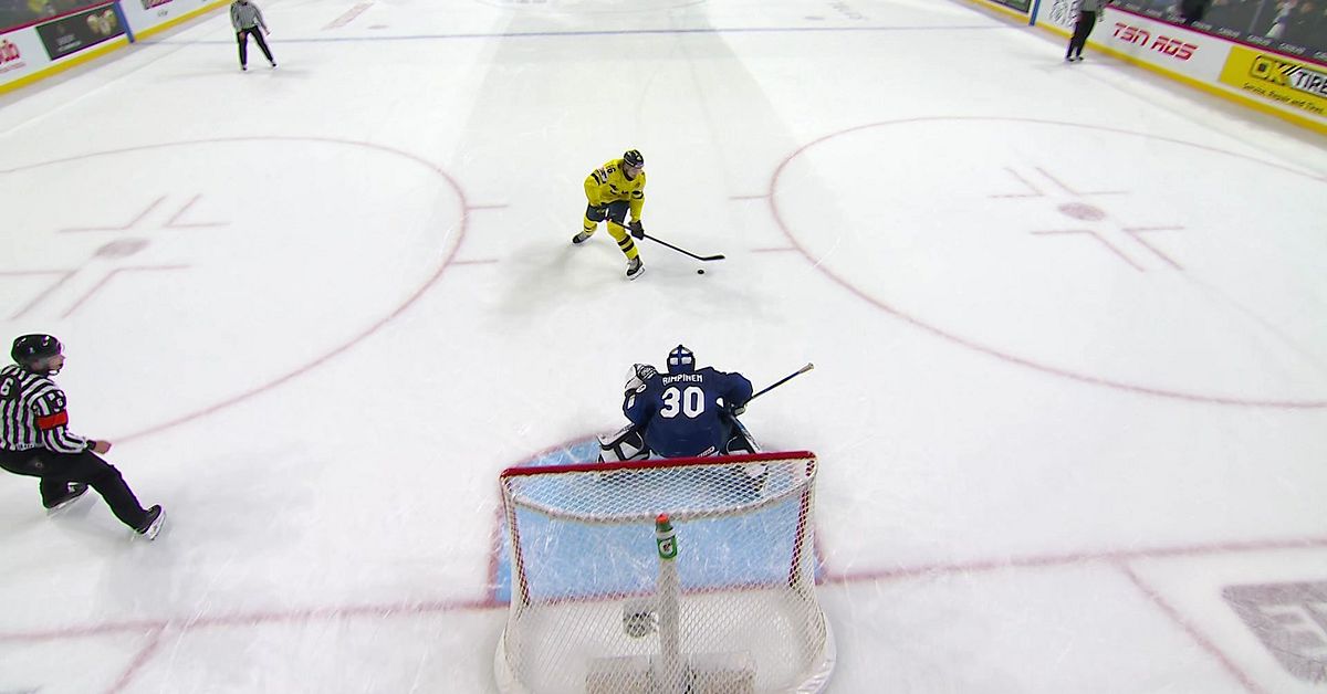 Anton Frondell avgör för Sverige | SVT Nyheter