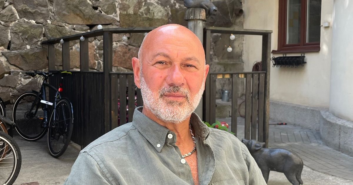 Mehran Tehranchi efter bombningarna i Iran: ”Känns inte rättvist” | SVT ...