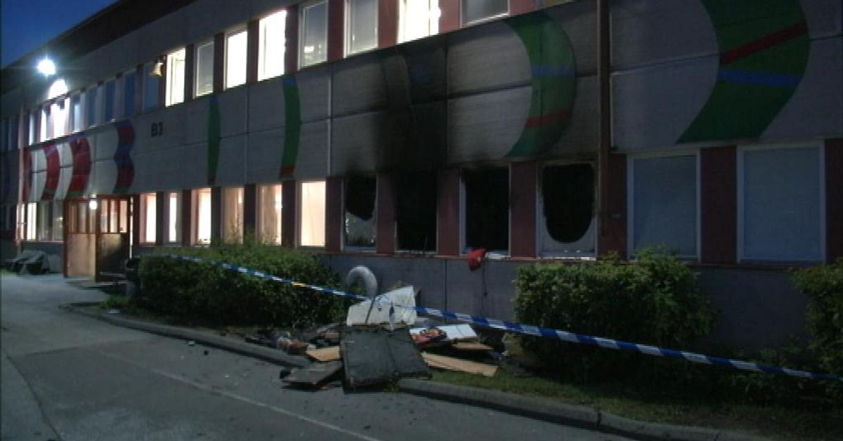Brand på skola i Hjulsta | SVT Nyheter