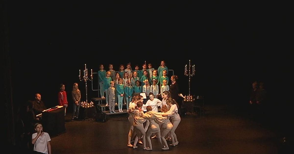 En modern Lucia | SVT Nyheter