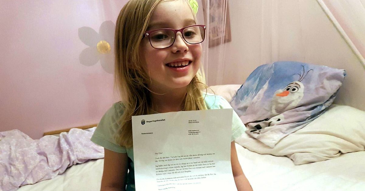 Elsa, 7 år, skrev brev och fick svar av statsministern | SVT Nyheter