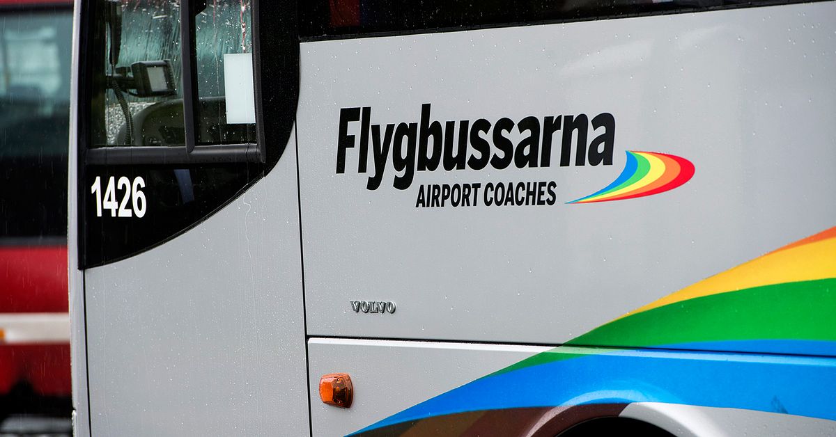 Flygbuss stoppad – i trafik trots körförbud | SVT Nyheter