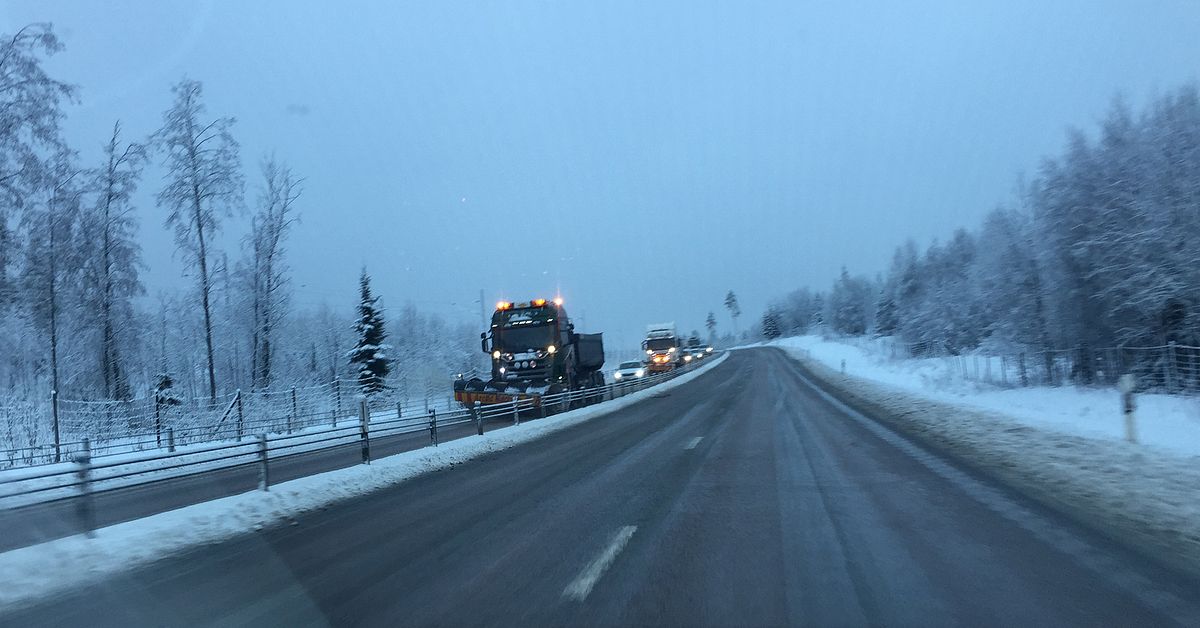 Snö och hårda vindar | SVT Nyheter
