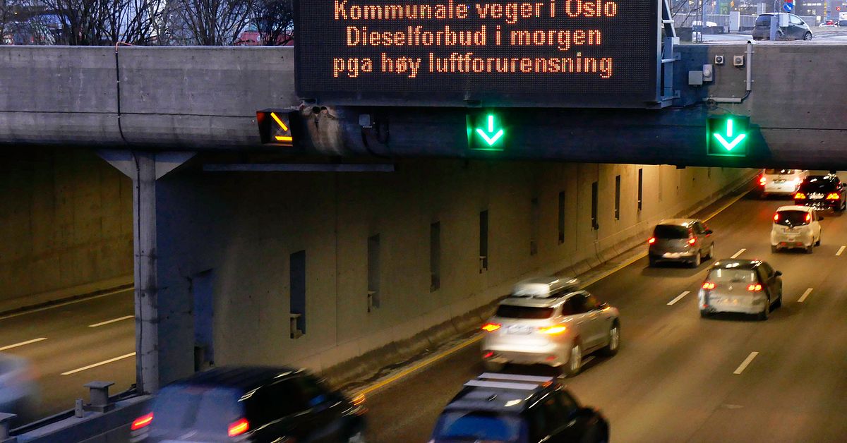 Dieselbilar stoppas i Oslo efter larm om smog | SVT Nyheter