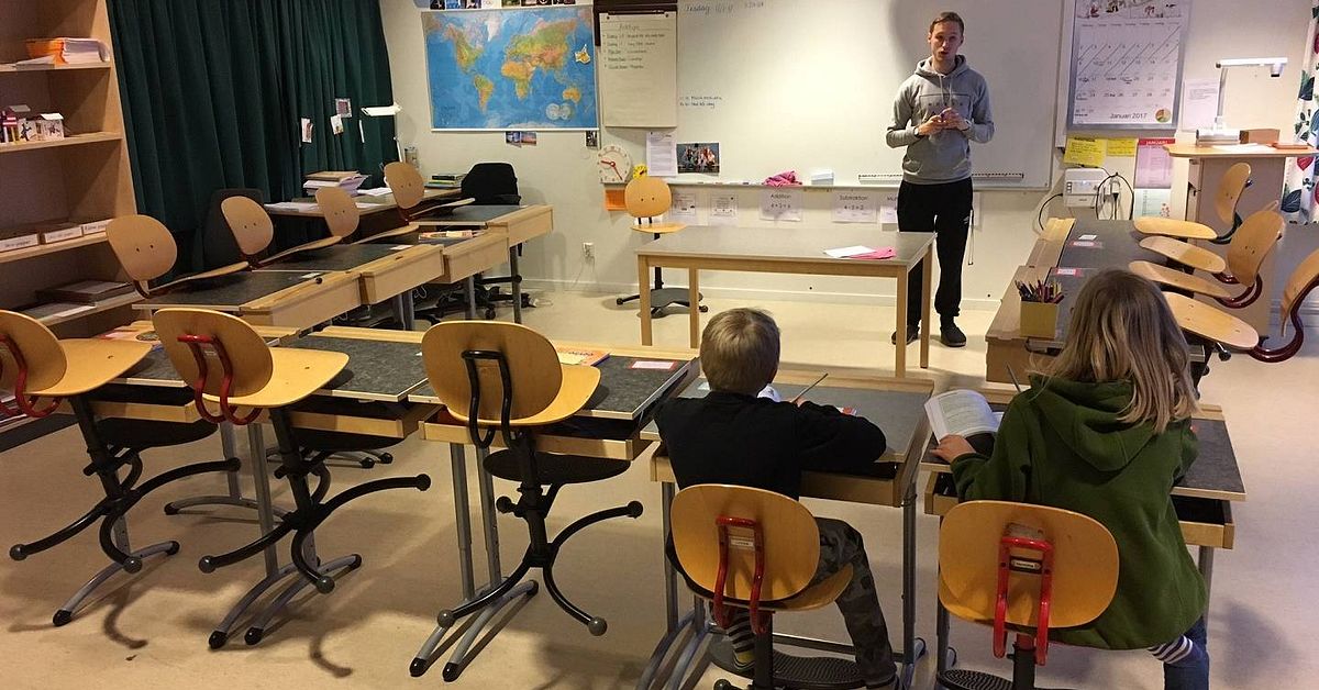 Bara två elever i klassen | SVT Nyheter