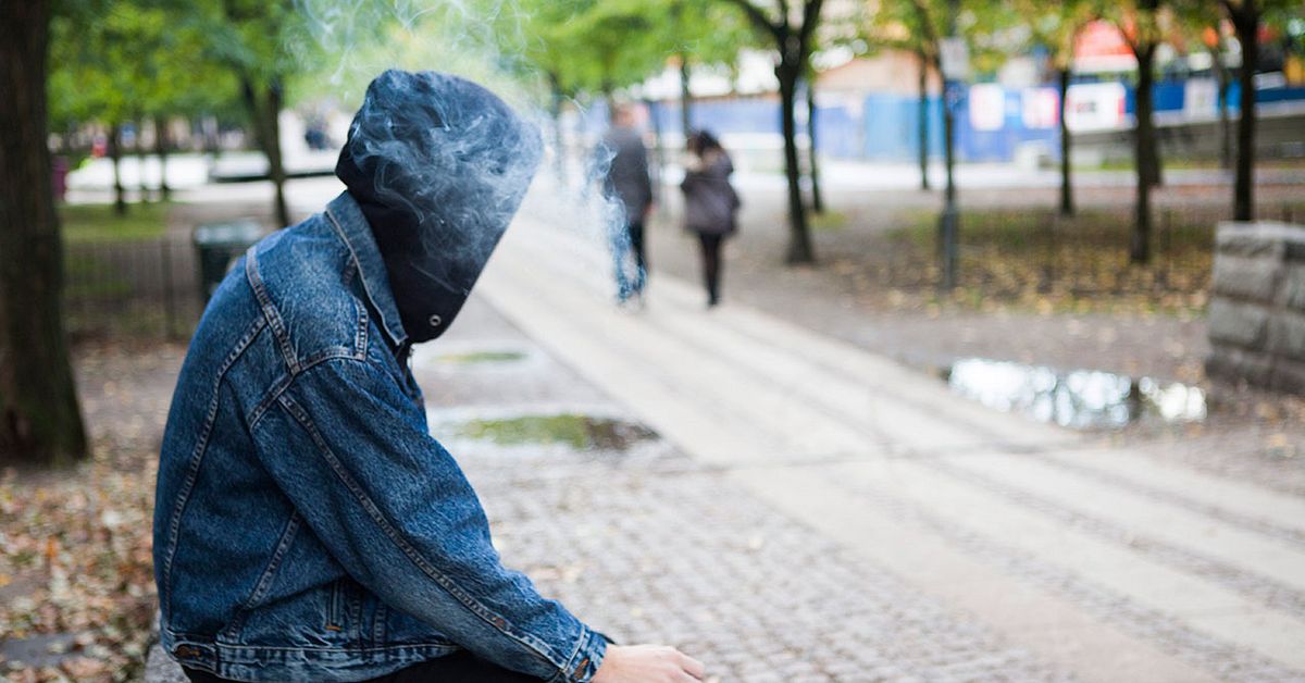 Langare hittar nya kunder bland ensamkommande | SVT Nyheter