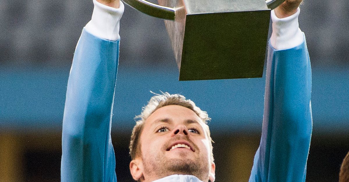 Kari Àrnason lämnar Malmö FF | SVT Nyheter