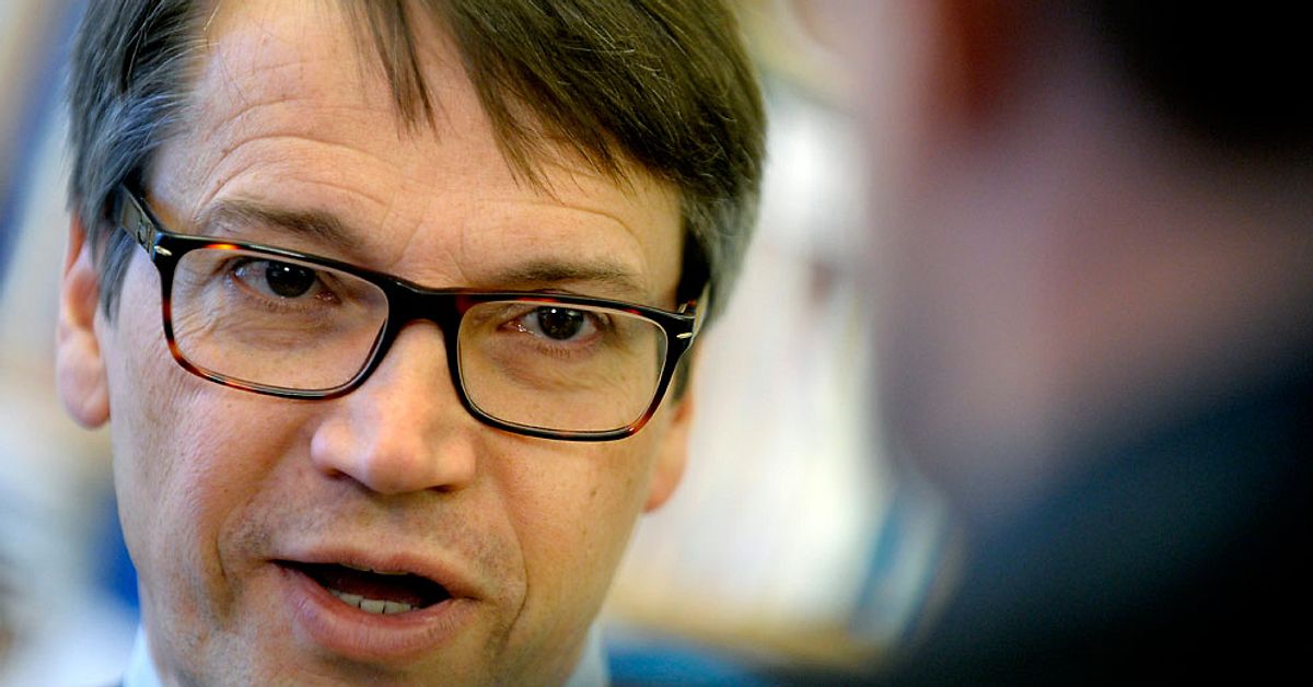 Gapet mellan blocken minskar | SVT Nyheter