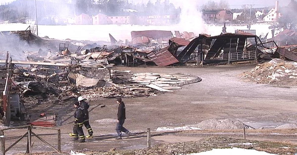 Pyromaner inför rätta | SVT Nyheter